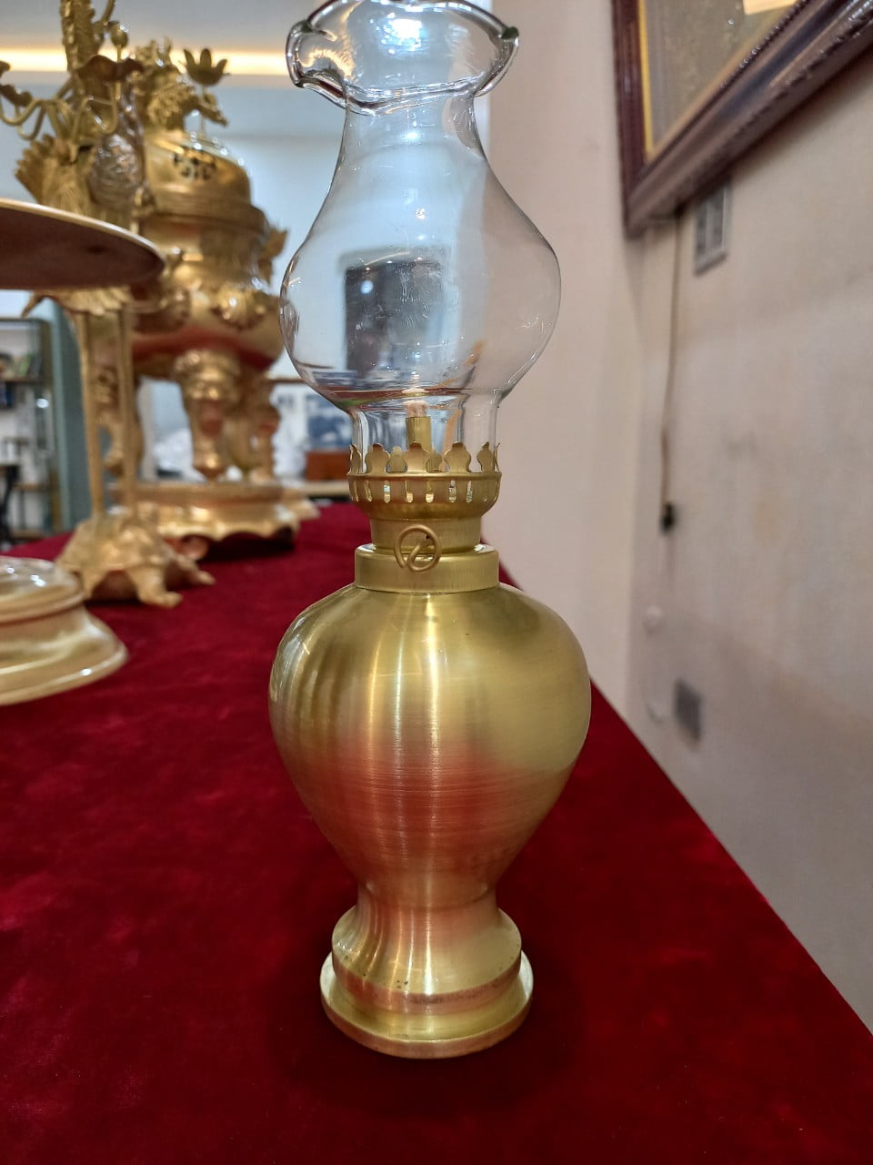 Ý Nghĩa Của Đèn Dầu Trên Bàn Thờ